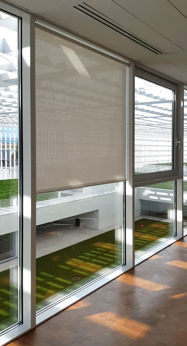 Accueil - Aristor - Créateur et installateur de stores et vitrophanie ...