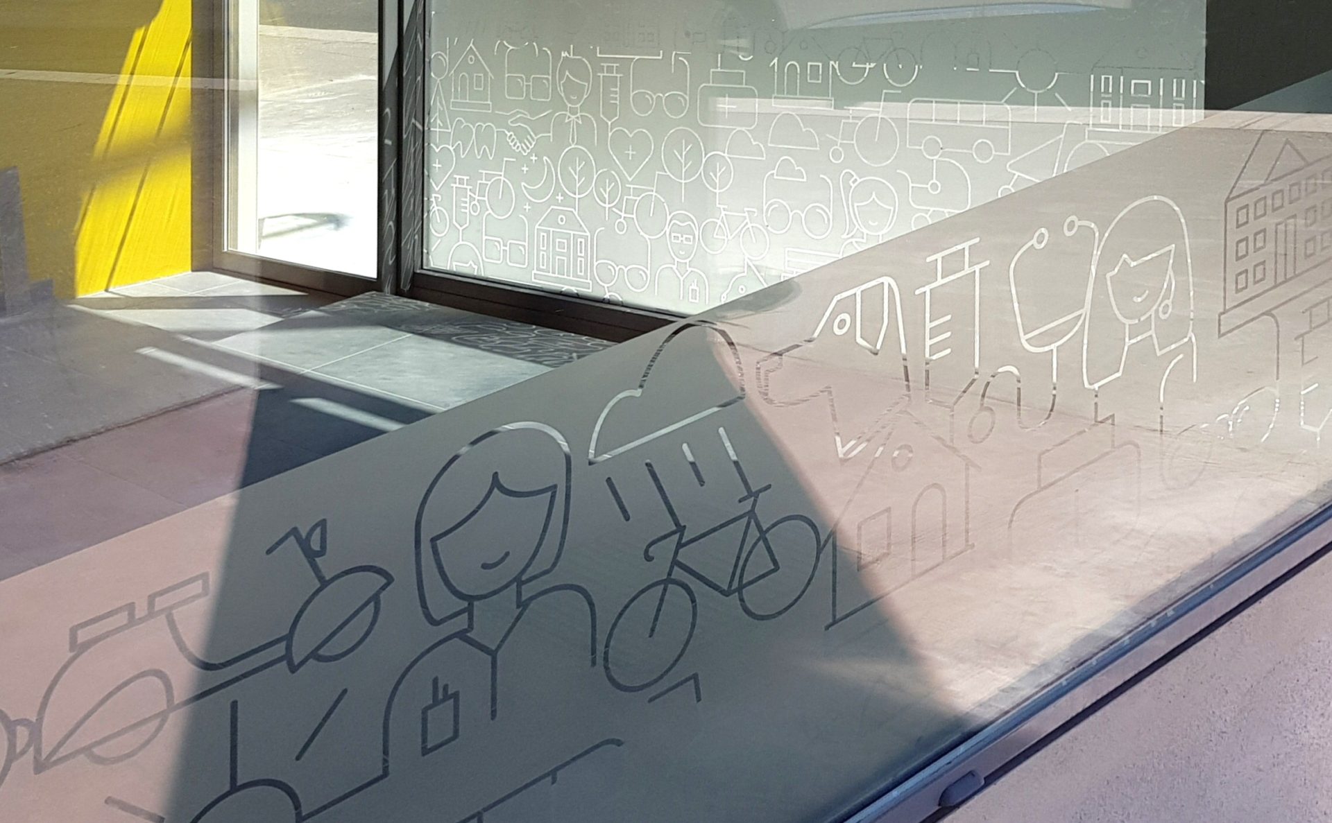 VITROPHANIE DÉPOLI DÉCOUPÉ - Aristor